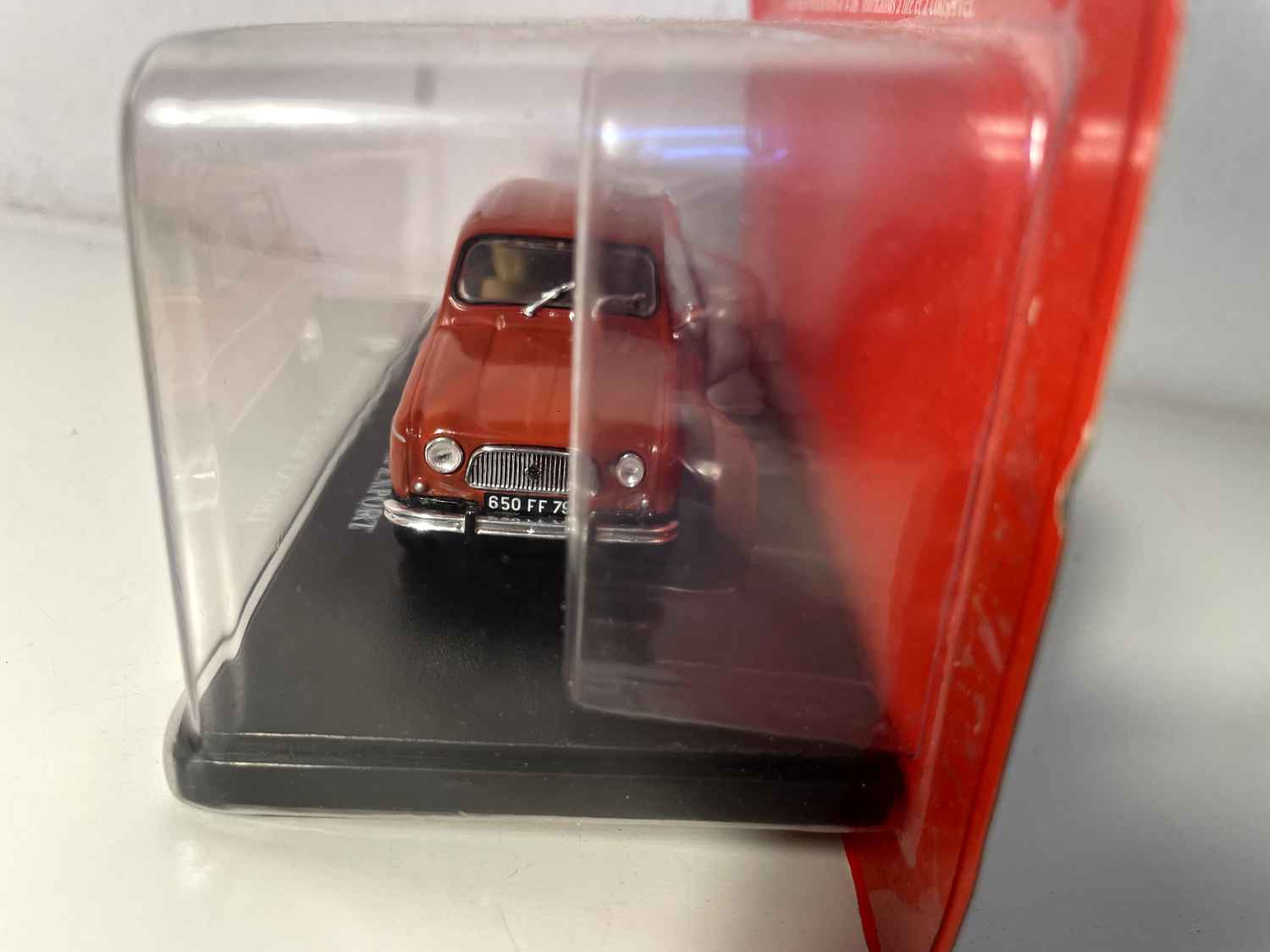 Renault 4L Super Export brown – 1/43 Scale Model Car | Buy Collectible ...