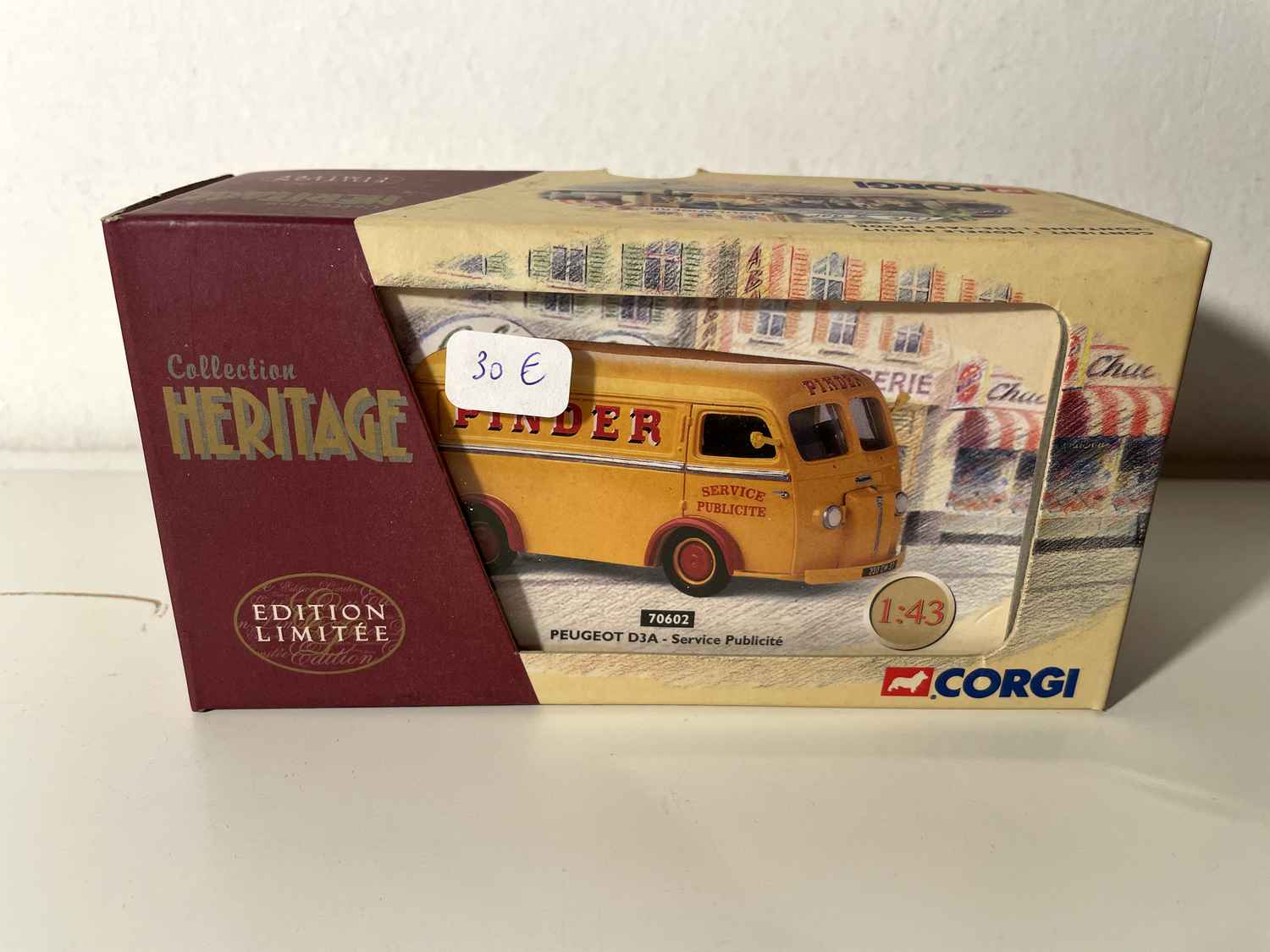 Pegeot D3A giel PINDER Servicen Reklamm - CORGI – Mini Auto 1/43 | Kaf ...